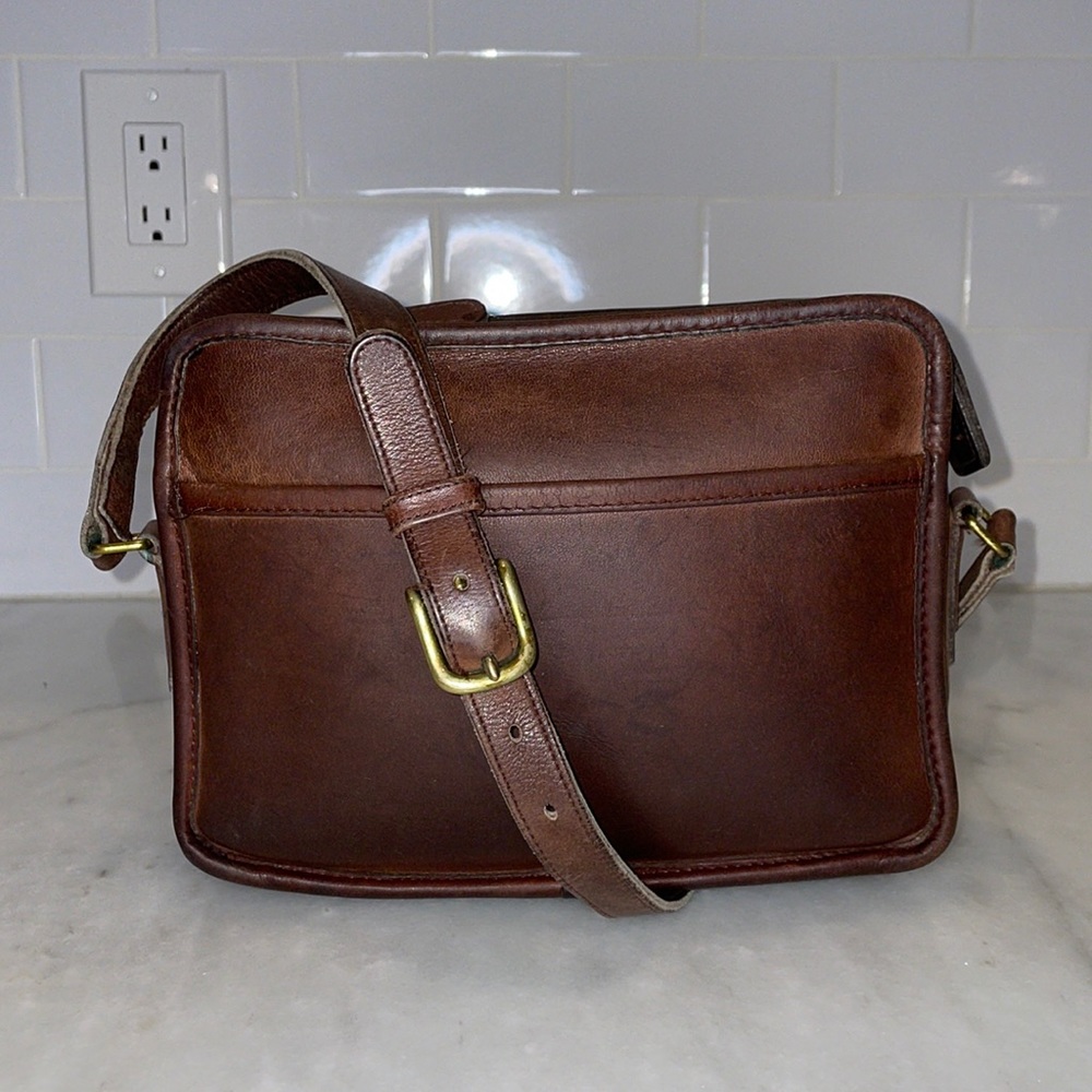 Coach Vintage Multi Compartment Metropolis Leather Cr… - Gem